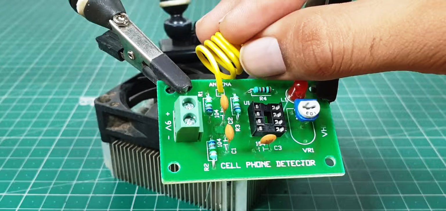 How To Make A Cell Phone Detector using LM358 Op-Amp IC